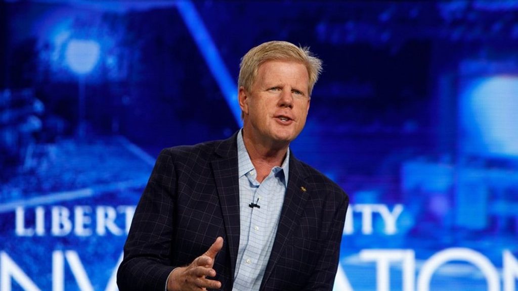 Jerry Falwell Sr.’s son Jonathan Falwell to Replace Resigning Liberty ...