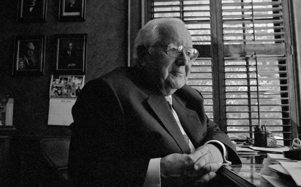 Beyond the “Billy Graham Rule” - MinistryWatch