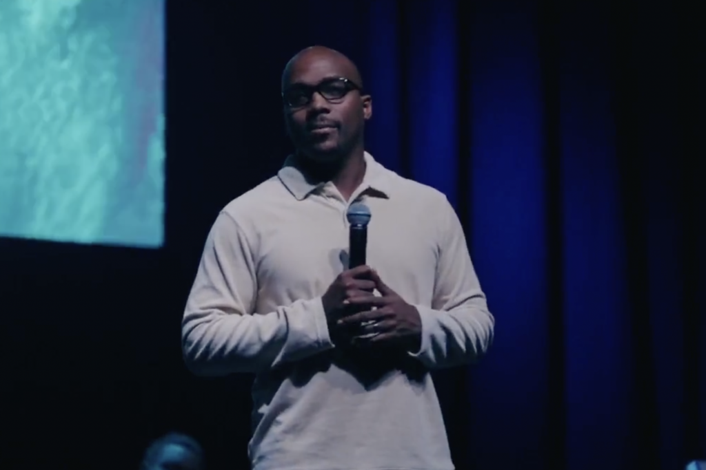 Former Hillsong Pastors Trade Infidelity and Abuse Accusations ...