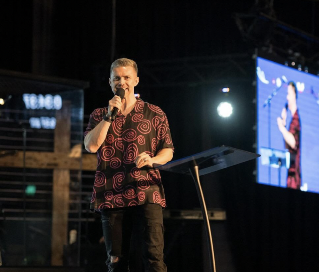 Former Australian Megachurch Pastor Admits Scandal - MinistryWatch