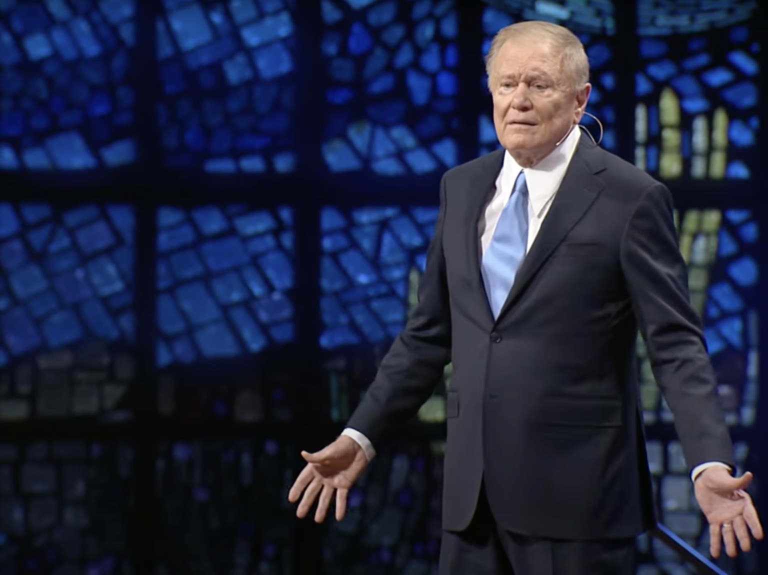Long-time TX Pastor Ed Young Retires - MinistryWatch